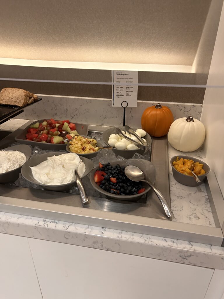Lounge Review: United Club - Boston Logan (BOS) - BoardingArea