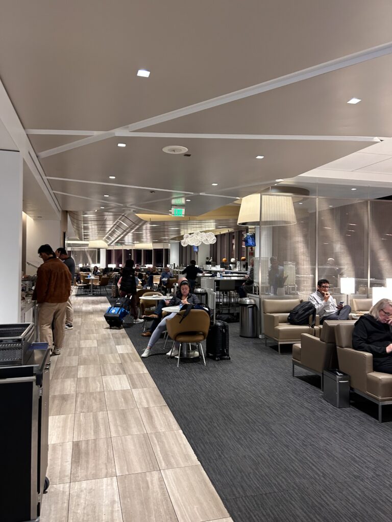 Lounge Review: United Club - Boston Logan (BOS) - BoardingArea