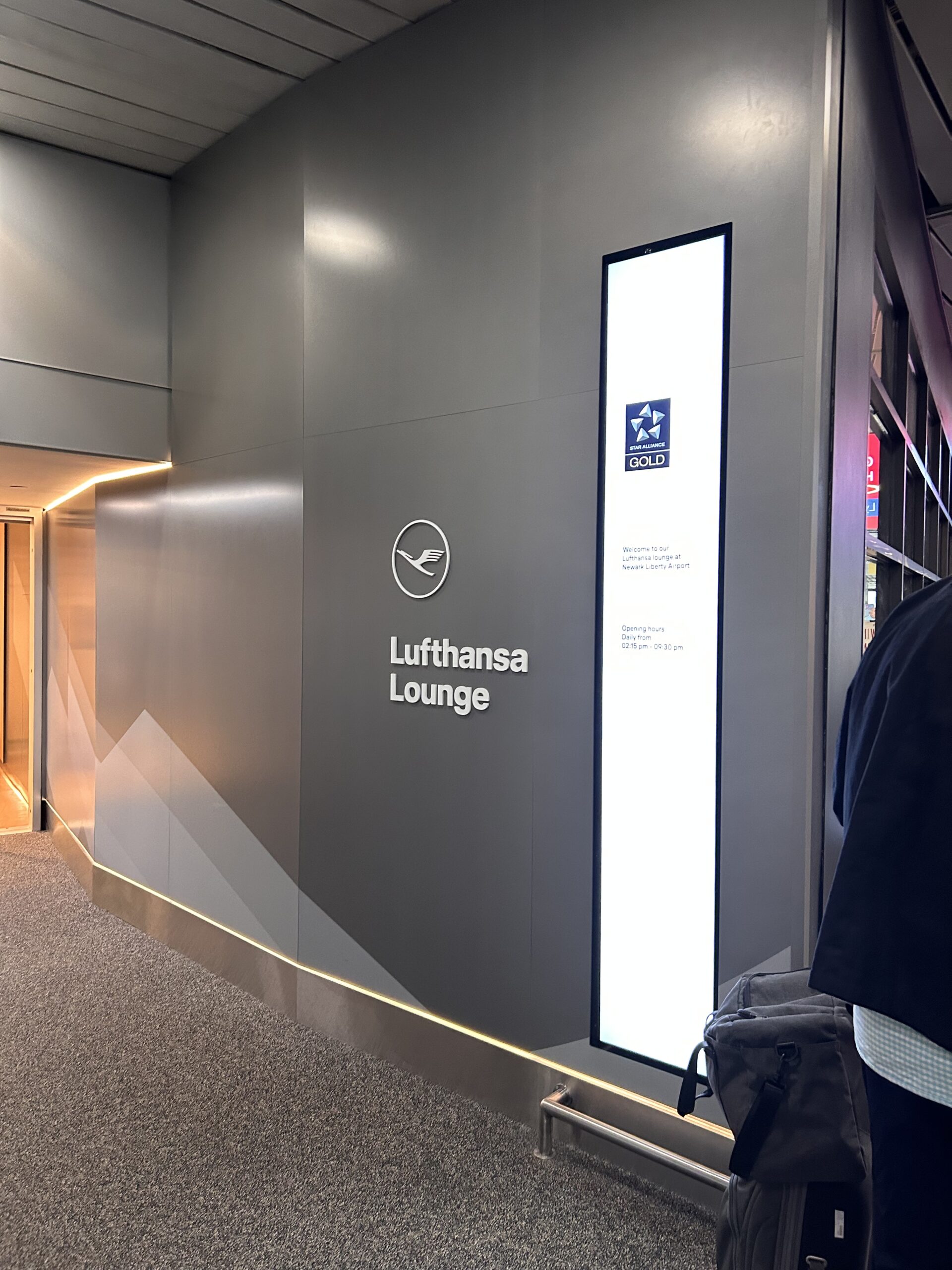 Lounge Review: Lufthansa Lounge – Newark (EWR) - BoardingArea