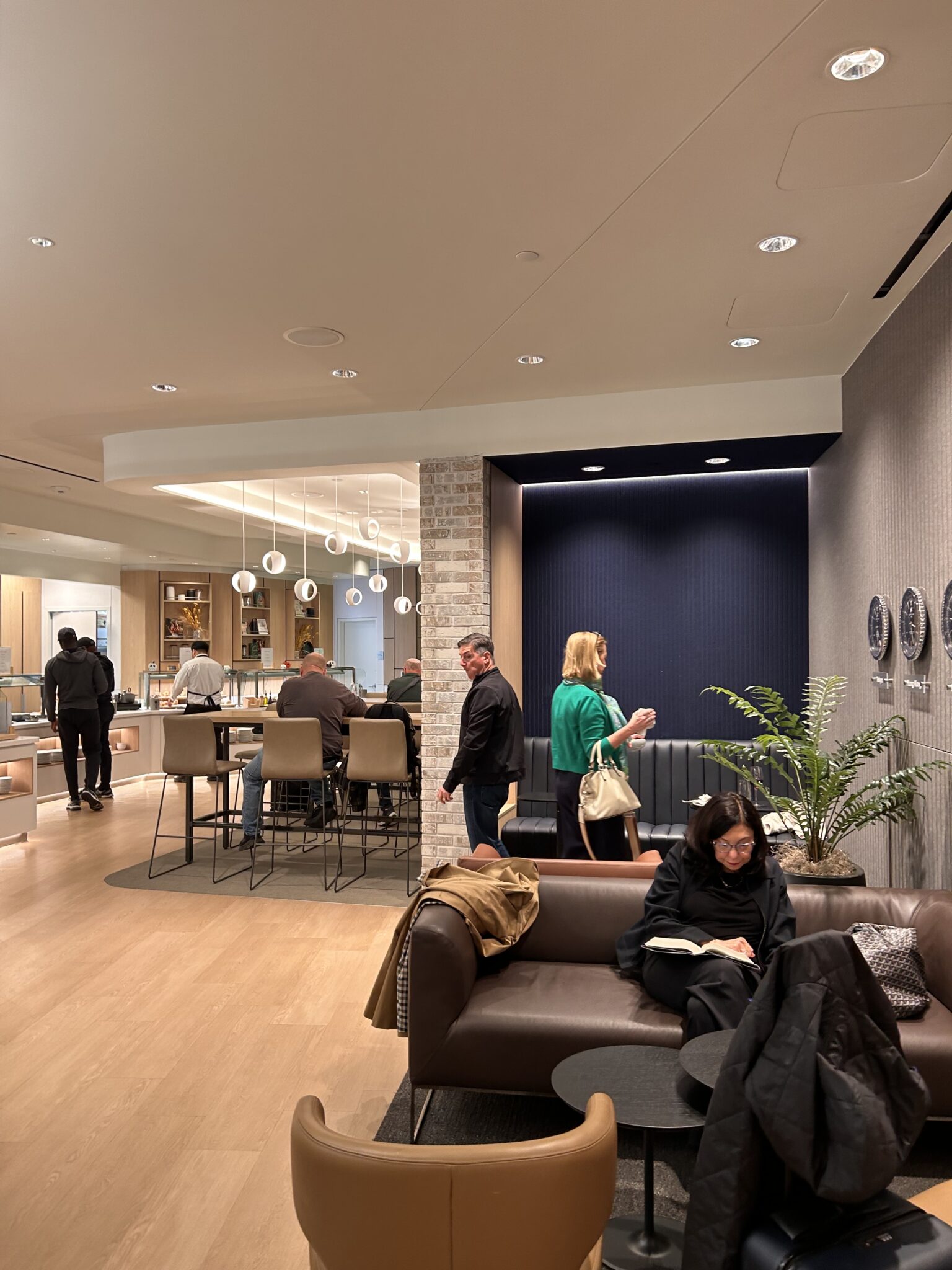 Lounge Review: Lufthansa Lounge – Newark (EWR) - BoardingArea