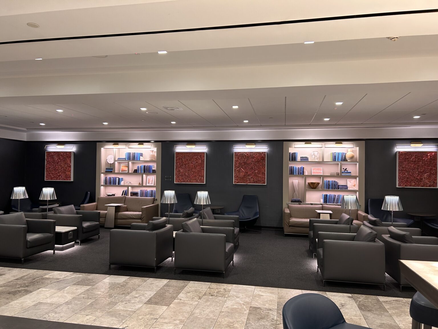 Review: United Polaris Lounge – Washington Dulles International (IAD ...