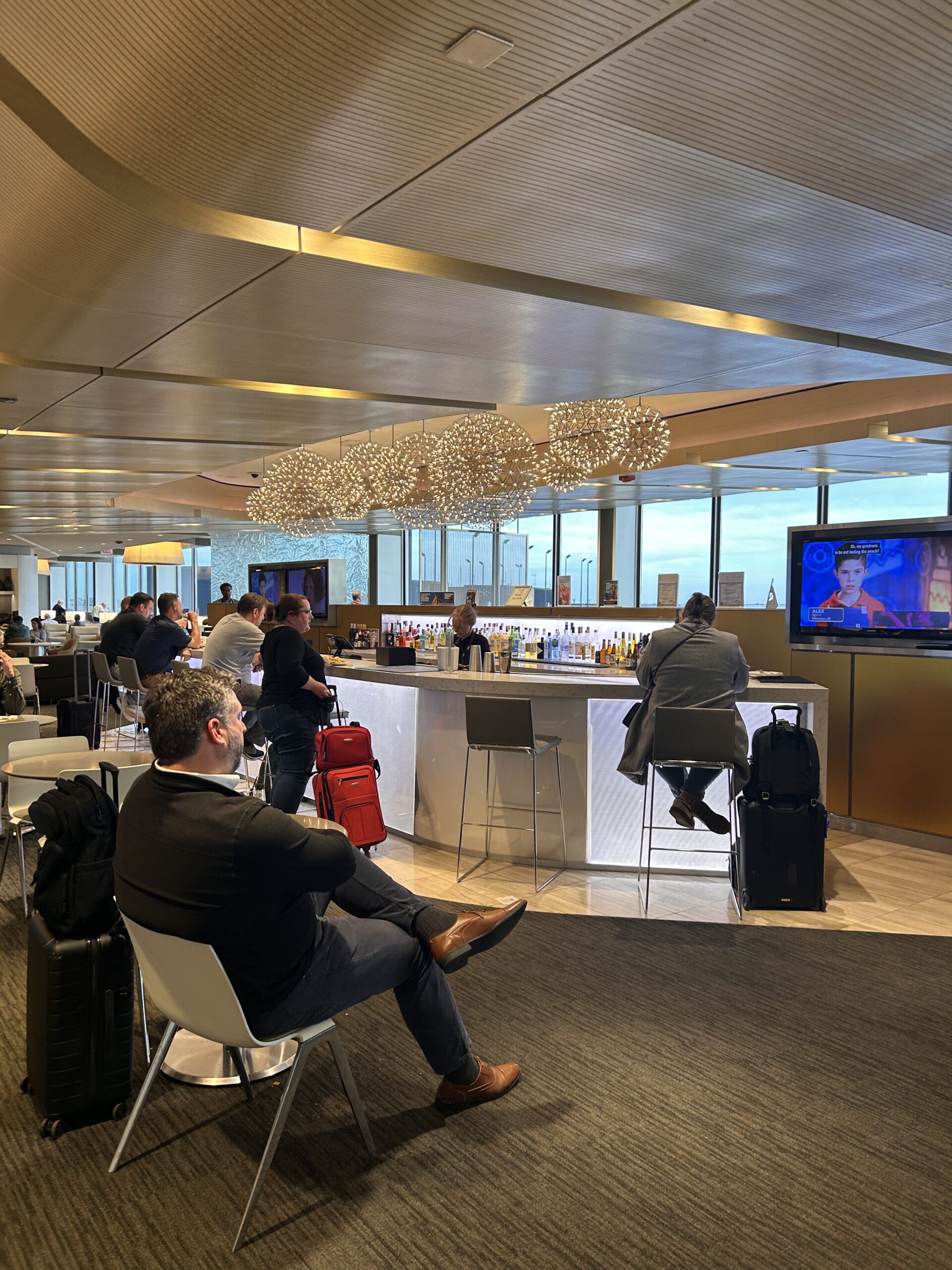 Review: United Club at O’Hare (ORD), Concourse F (F9) - BoardingArea