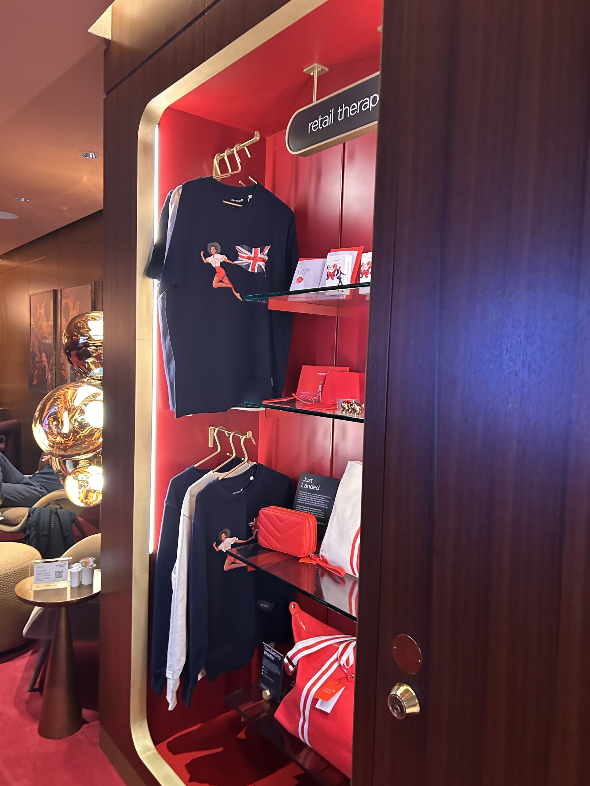Review: Virgin Atlantic Clubhouse at Los Angeles International Airport ...