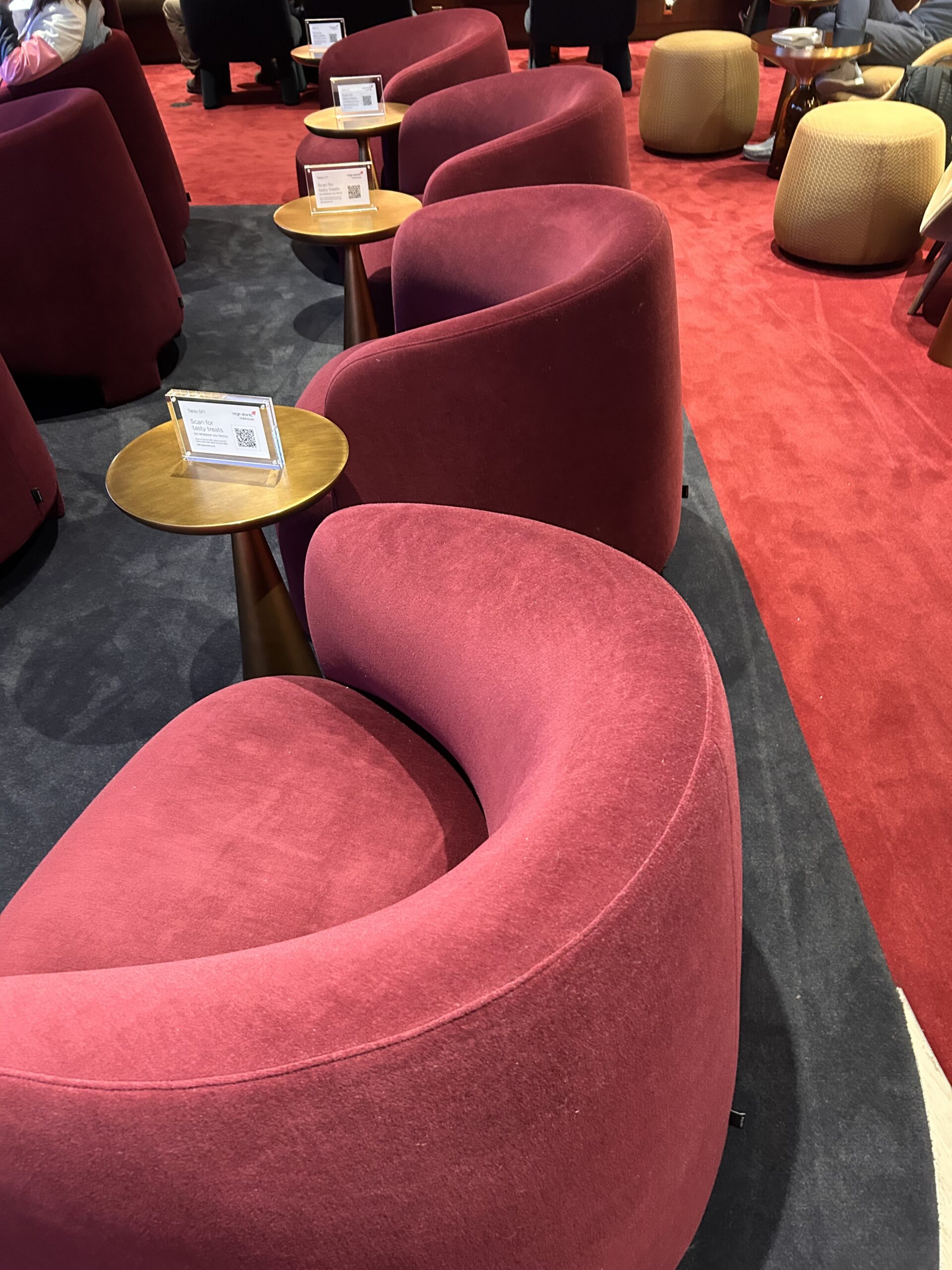 Review: Virgin Atlantic Clubhouse at Los Angeles International Airport ...