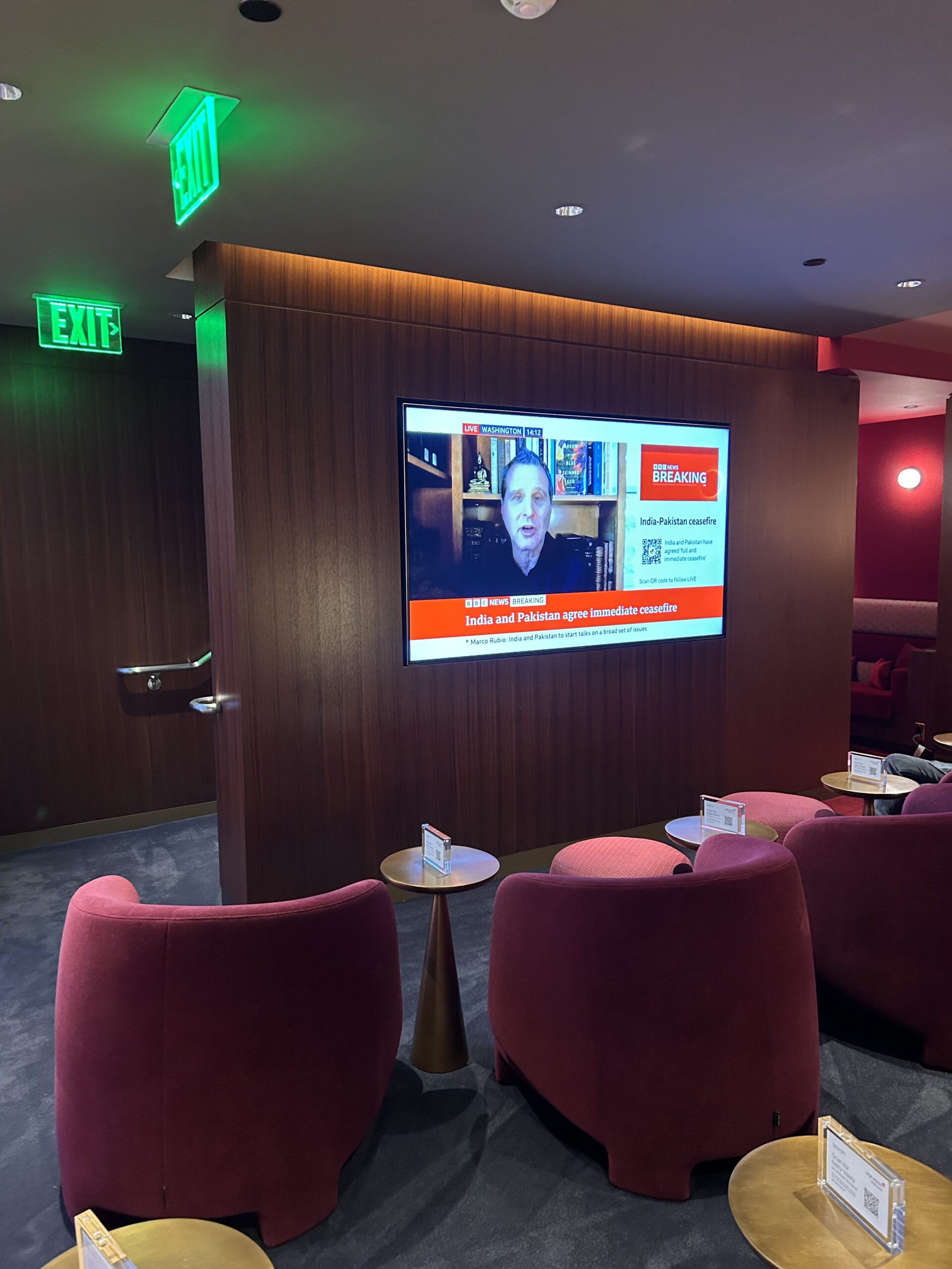 Review: Virgin Atlantic Clubhouse at Los Angeles International Airport ...