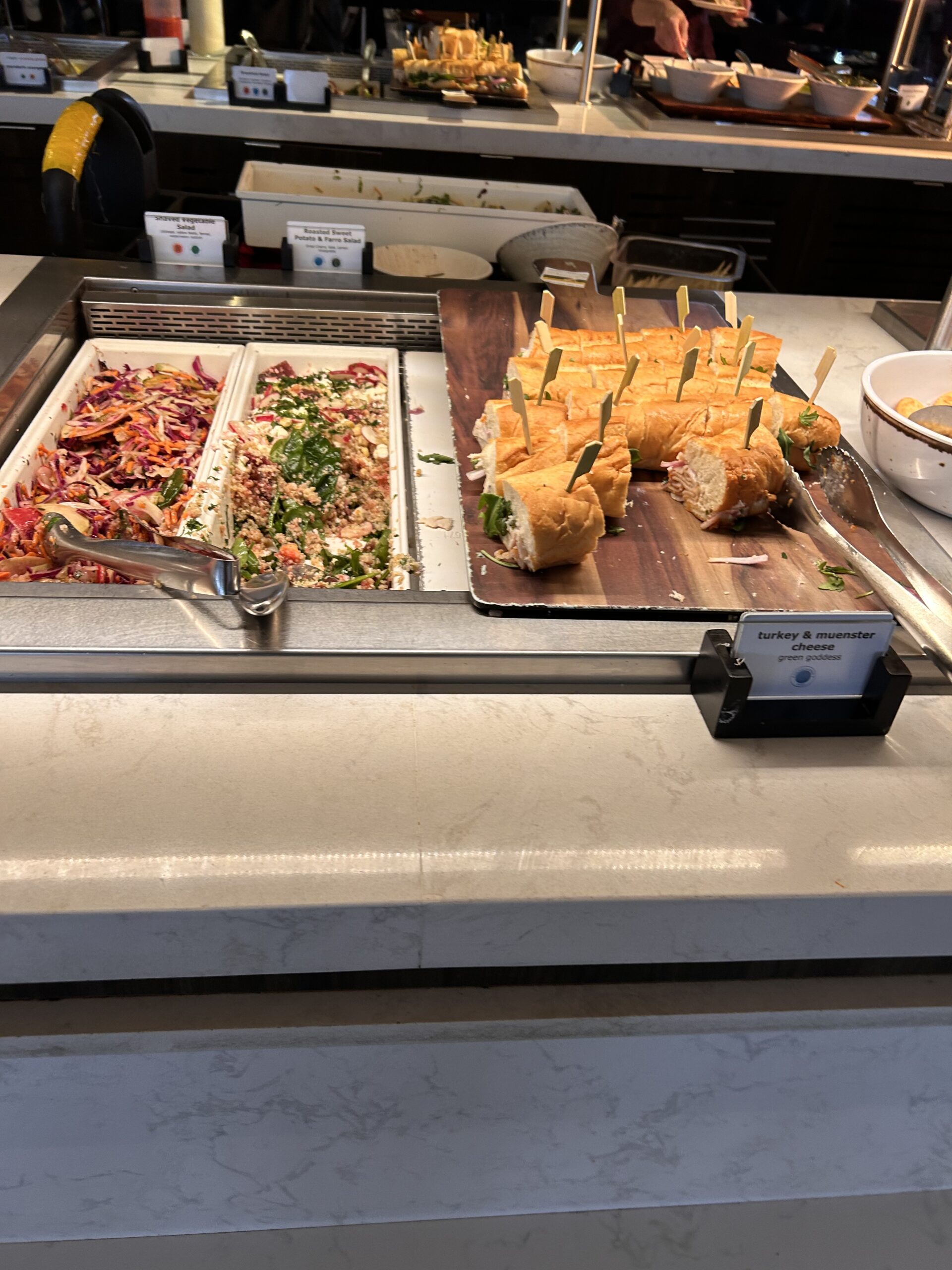 Review: Delta Sky Club at Atlanta (ATL), Concourse B - BoardingArea
