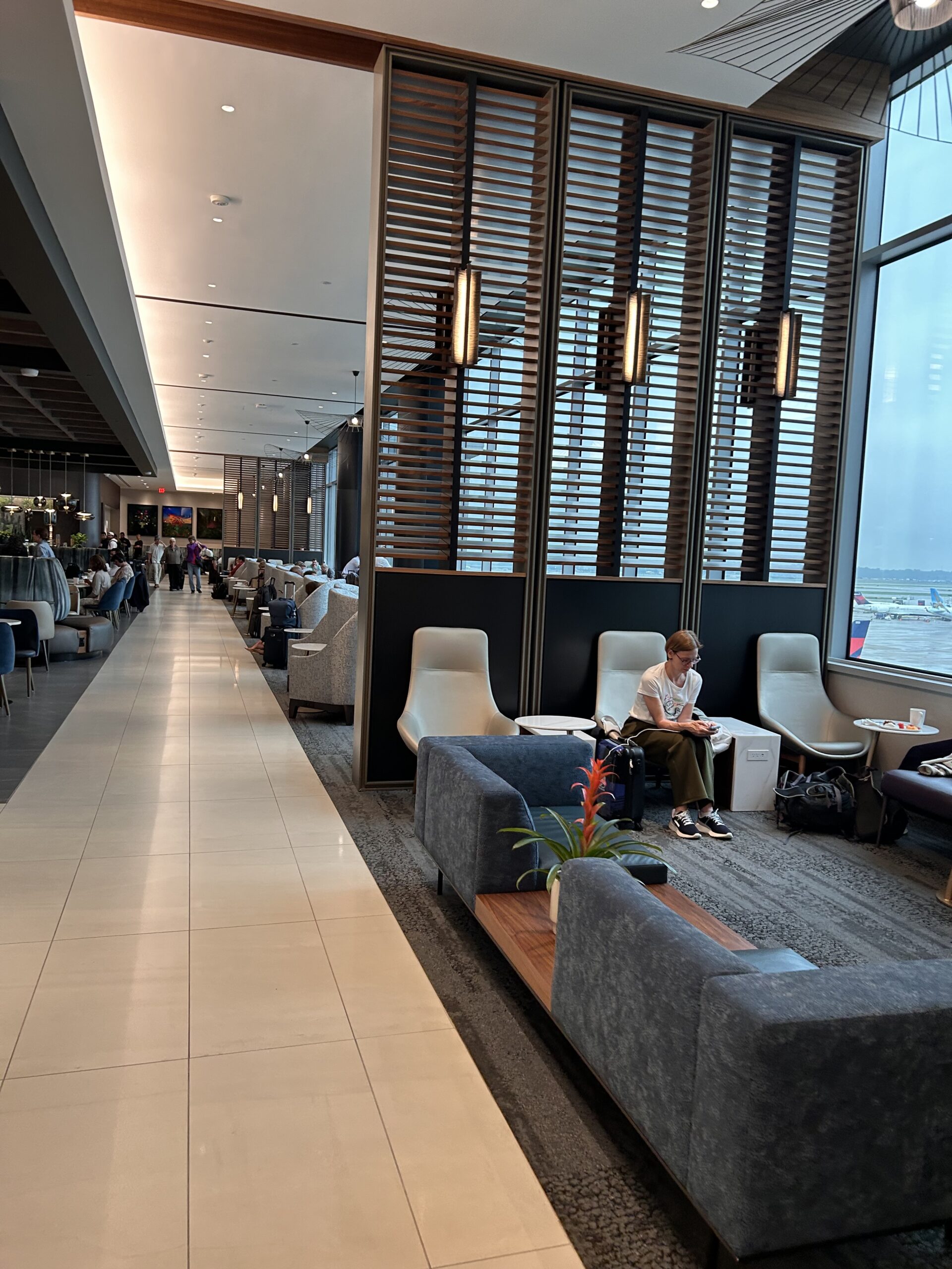 Review: Delta Sky Club at Atlanta (ATL), Concourse D - BoardingArea