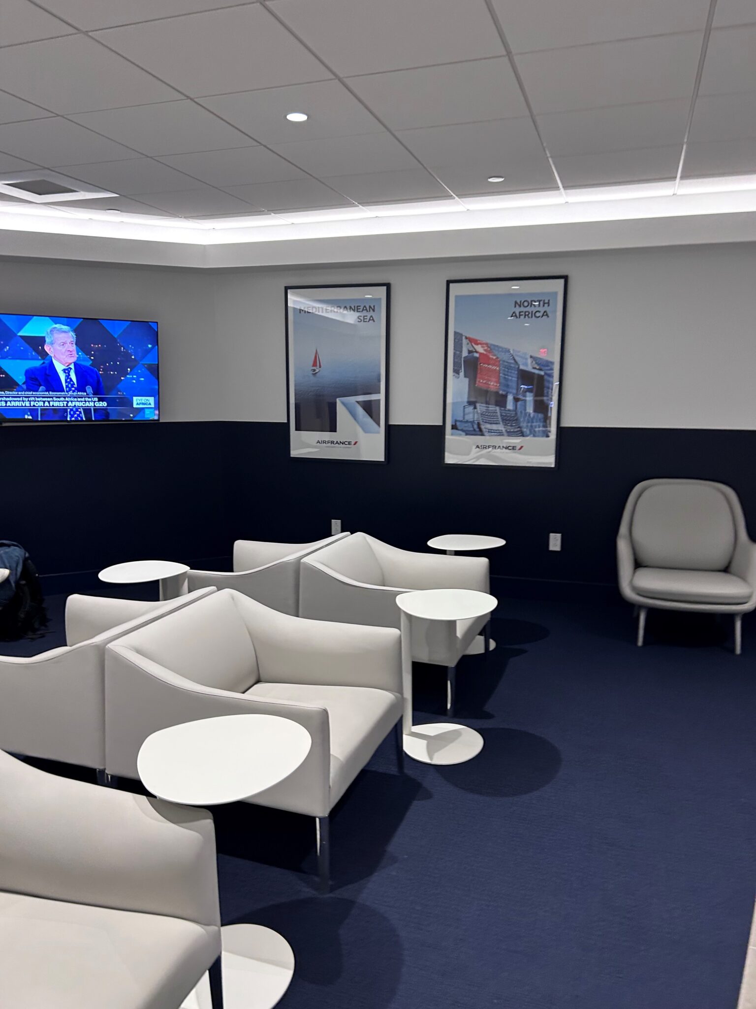 Review: Air France Lounge at Boston Logan Airport (BOS), Terminal E ...