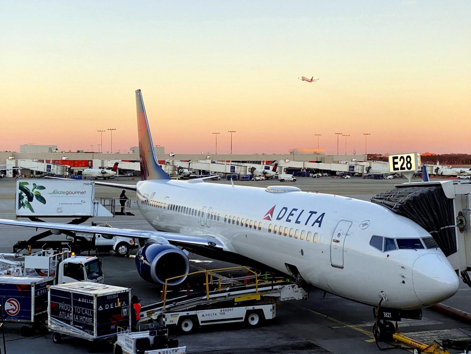 A Year In Review: Airport Lounges Evolution Trends in 2024 - BoardingArea